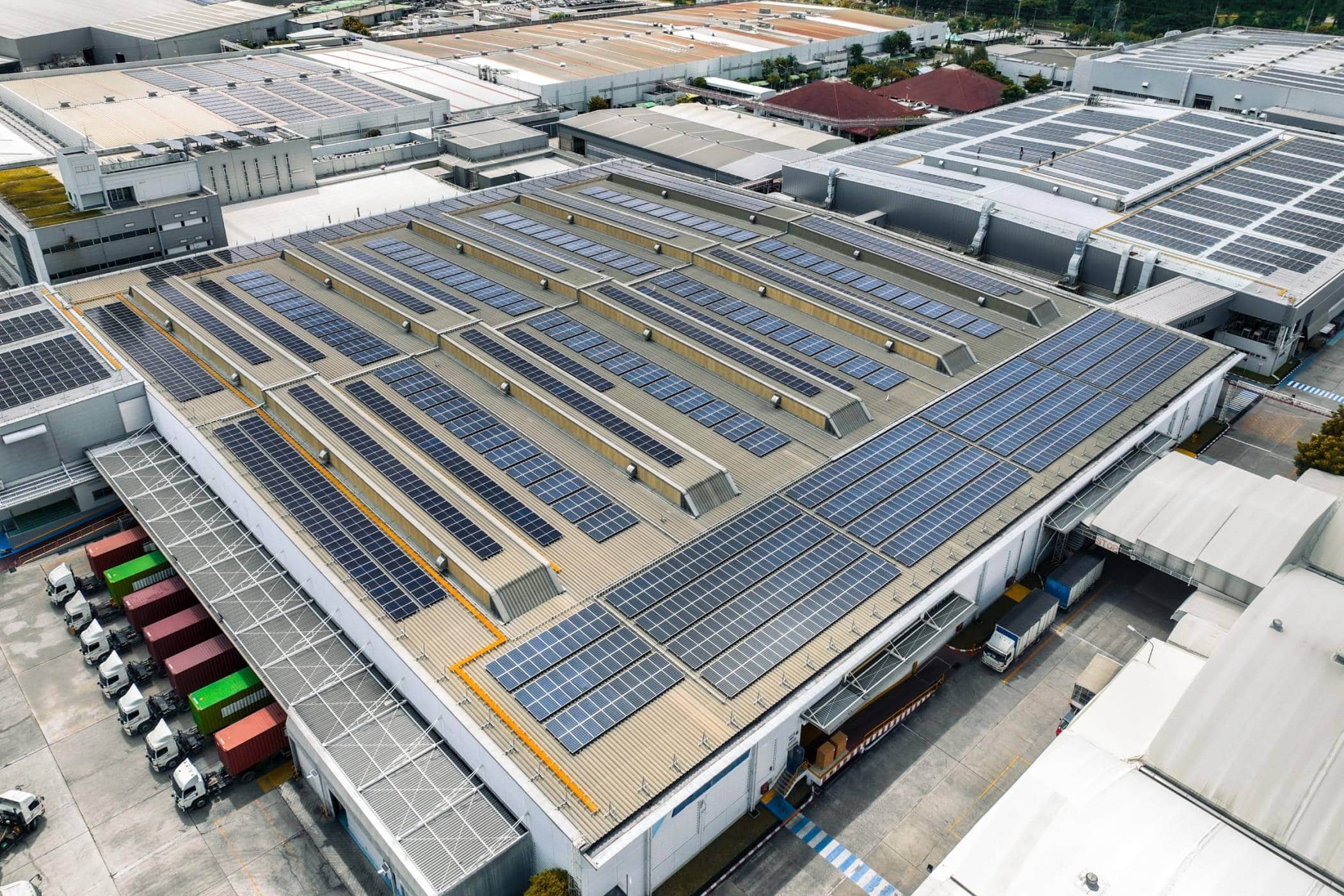 Maximize Commercial Solar ROI: How Businesses Save Long Term - Advanced ...